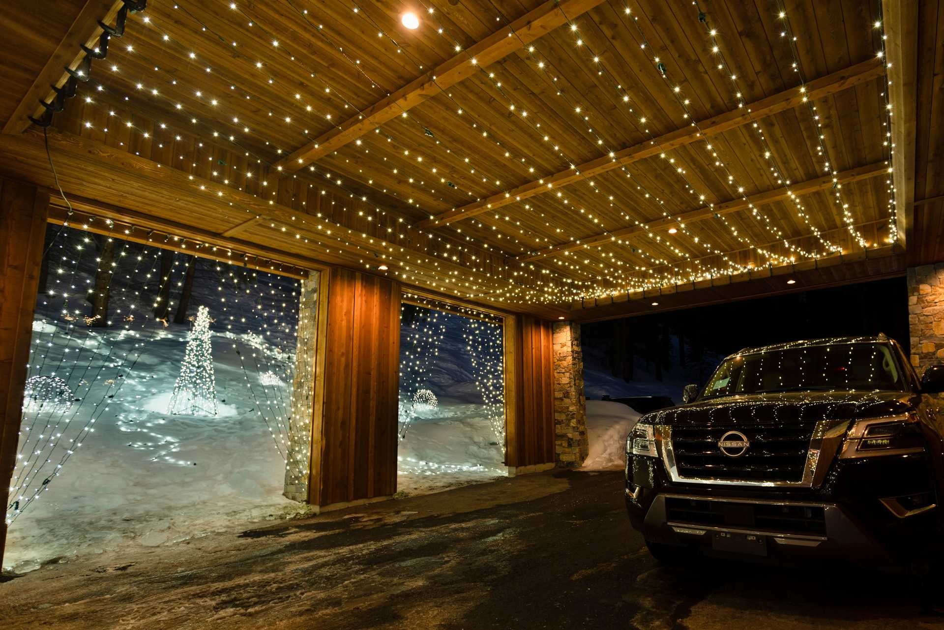Canopy Lighting weddings light instalation | Sierra Lighting